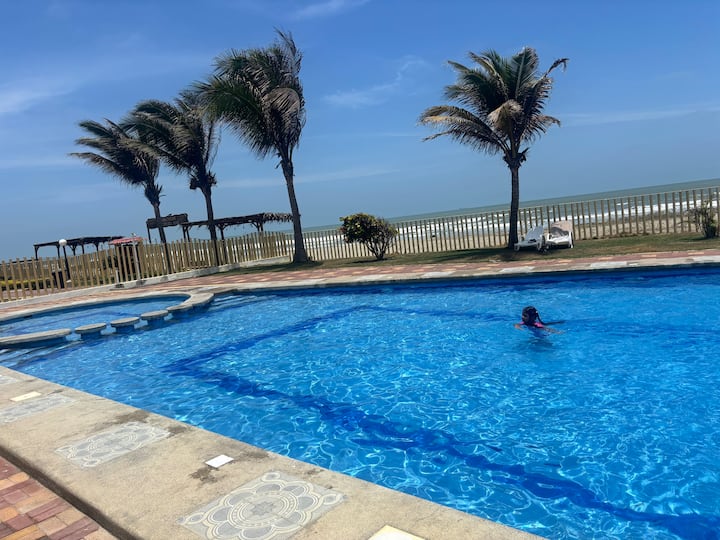 Tu Paraíso Junto Al Mar Con Piscina Privada Y Bbq. - Playas
