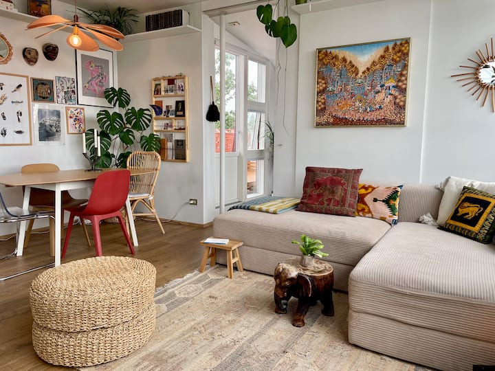 A Cozy Flat With A Balcony - Reykjavík