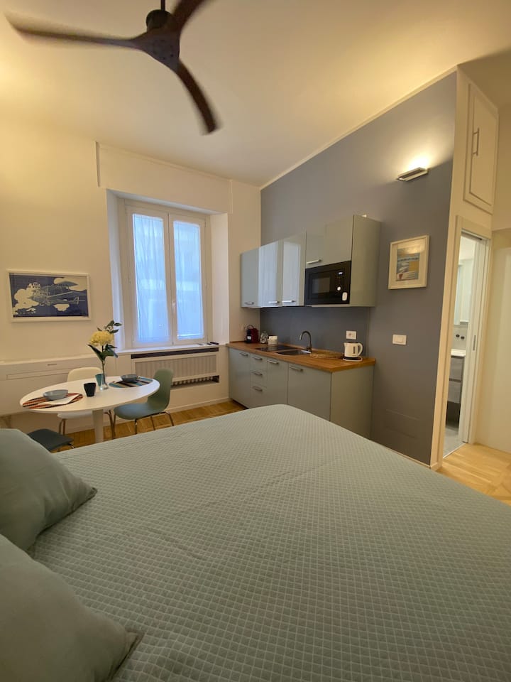 Knock-knock Navigli - Milan