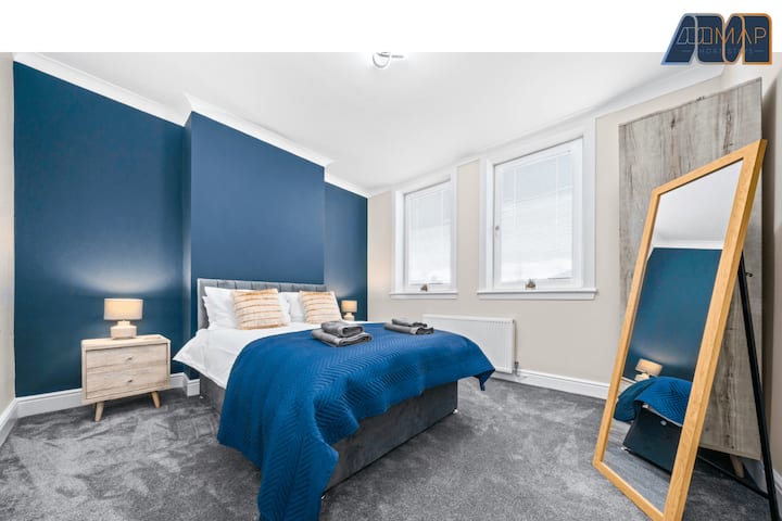 16 Cedar Rd 4br With Parking - Saint Albans