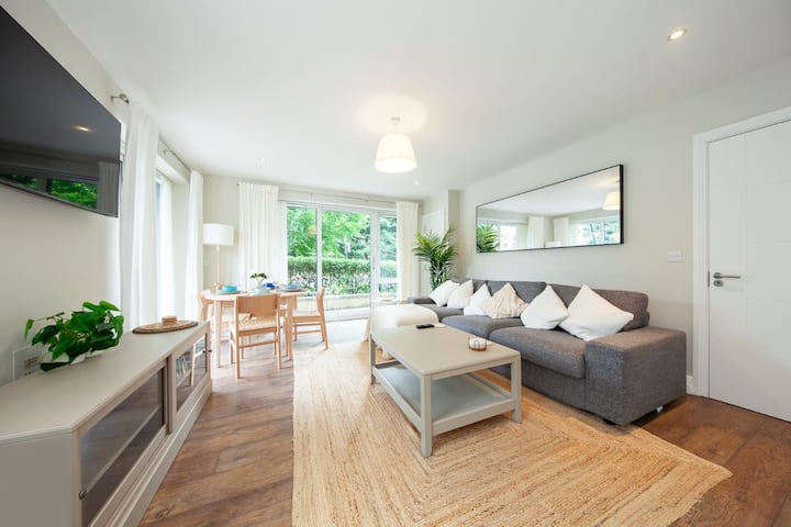 Stunning, Modern 2bed In Lucan - Dublín