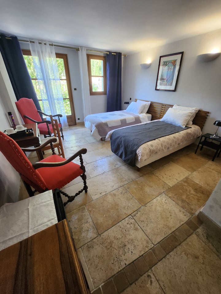 Chambre Double Avec Balcon - Gréoux-les-Bains