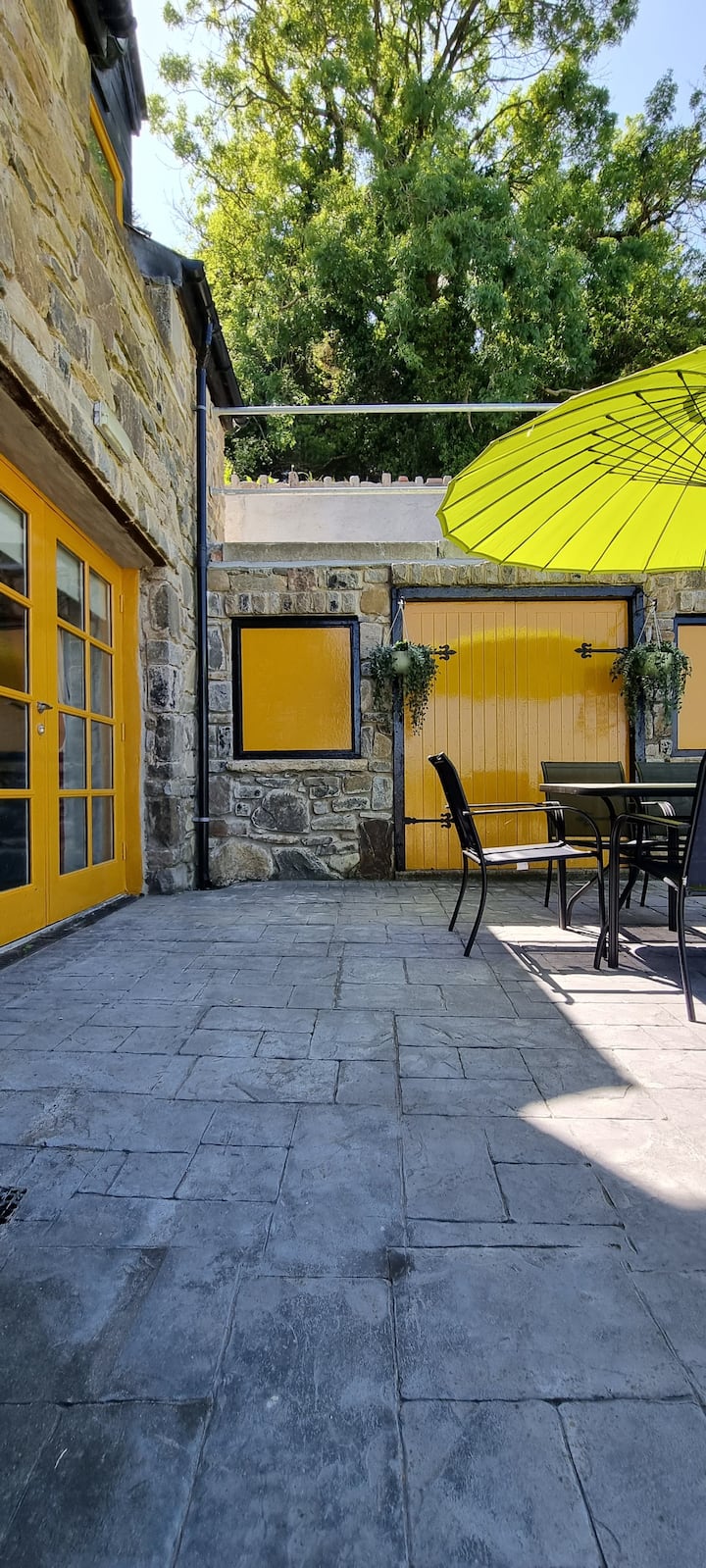 Frontview Cottage - Two Bedroom. - County Down