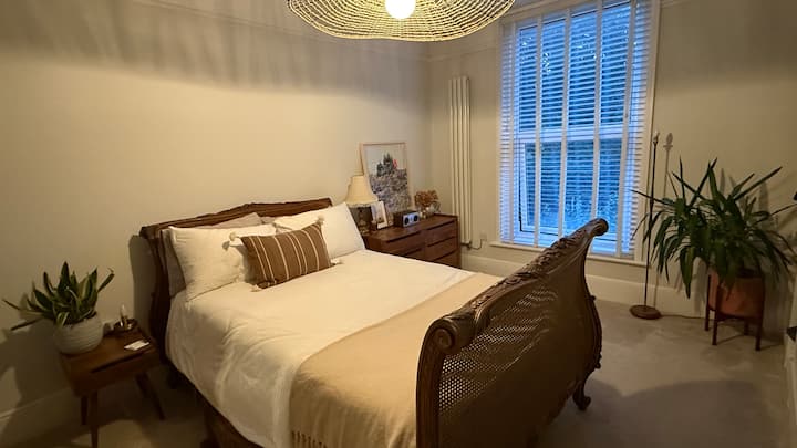 Cosy One-bed Central St Leonards Flat - Battle