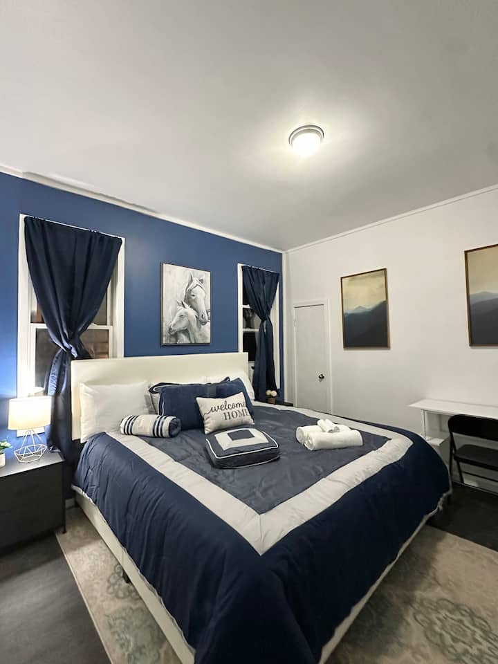 Serene King Room - 3 Miles To Syracuse University - Liverpool, NY