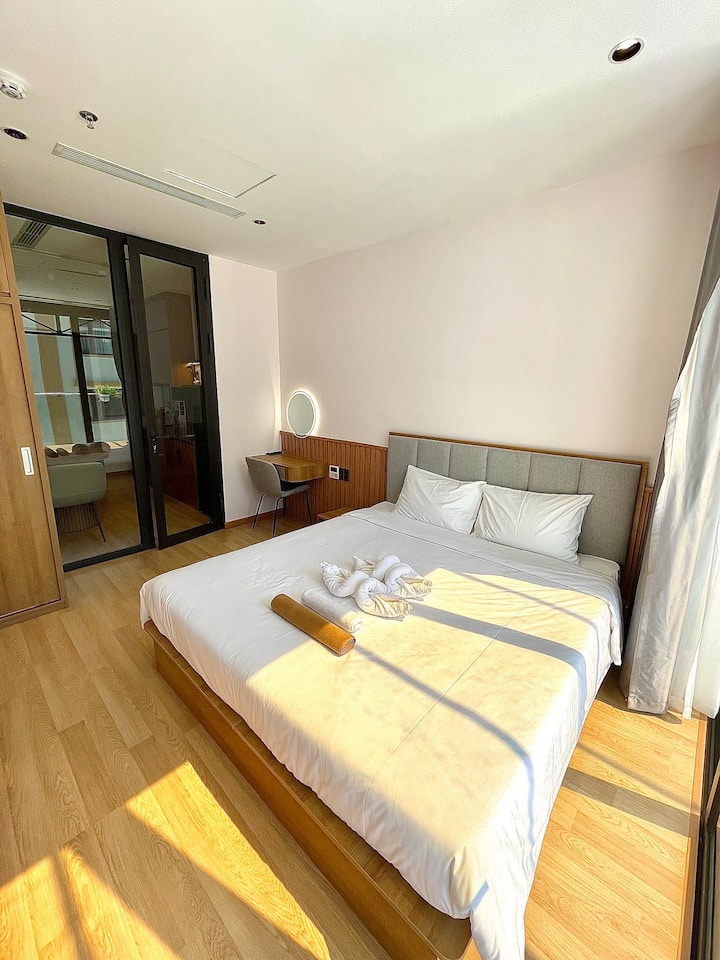 Phúc An | Nice View | Large Balcony-1br-high Floor - Da Nang