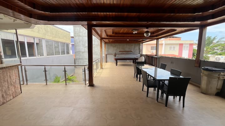 Moradia T3 Com Piscina - Angola