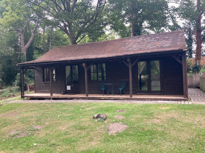 Riverside Cabin Near Watford & Rickmansworth - Watford