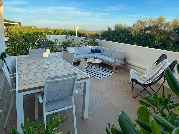 Grand Studio Avec Terrasse, Plage Et Piscine - Port Camargue