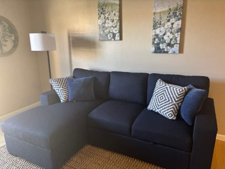Cute And Clean Reno Condo
Travelers Delight - Reno, NV