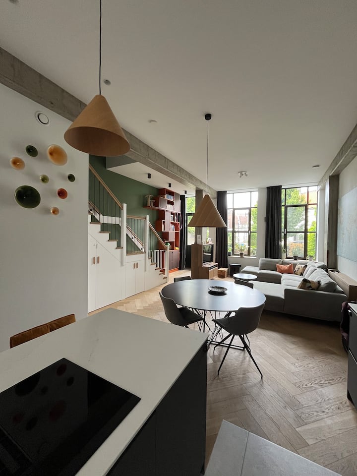 Waterfront Home Near Utrecht- Free Parking - Woerden
