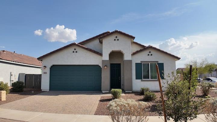 The Westwood Home - Perfect Corporate Home - Casa Grande, AZ