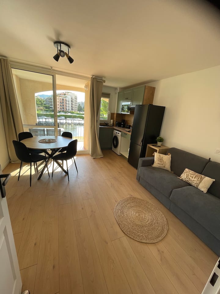 Studio Vue Canal Siagne – Plages à 5 Min à Pieds - Mandelieu-la-Napoule