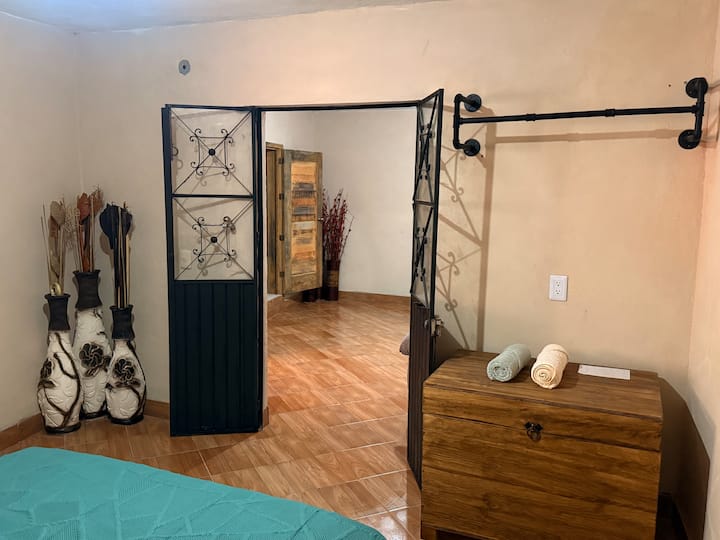 Casa Carmelita, Rústica Espaciosa Cerca Del Centro - San Miguel de Allende