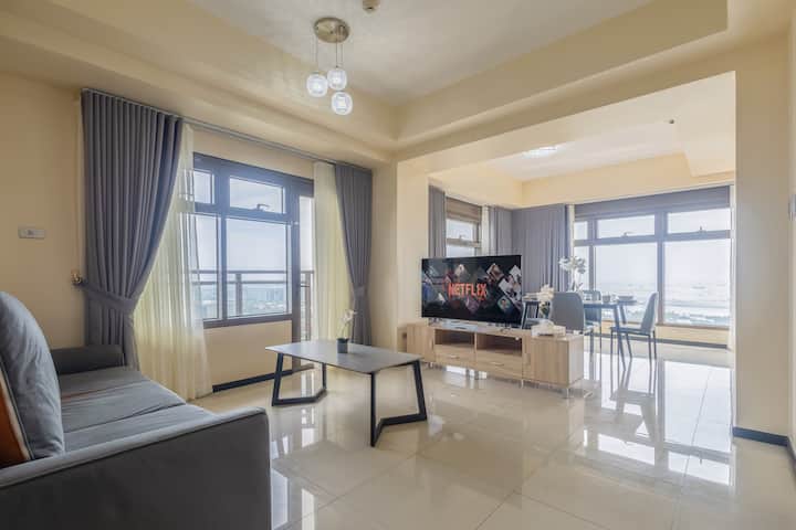 Panoramic 2br At Radiance Manila Bay, Nearby Moa - Manila