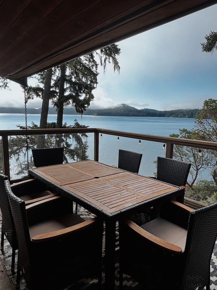 Oceanfront Private Bluff - Sooke