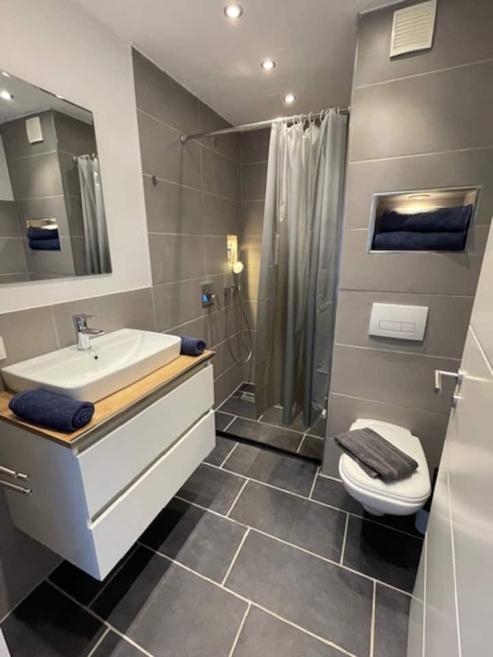 Modernes Apartment Mit Küche + Balkon Am Stadtrand - Bad Rothenfelde