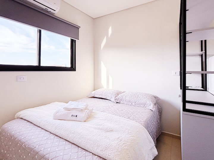 Estúdio Moderno Com Cozinha E Bwc Privativo Ap 01 - Joinville