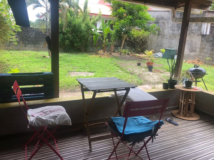 Chambre Rdc Avec Grand Jardin - Cayenne