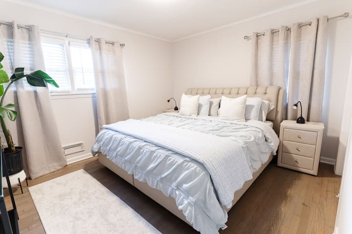 Cozy Home Near Playground - Prospect Heights, IL
