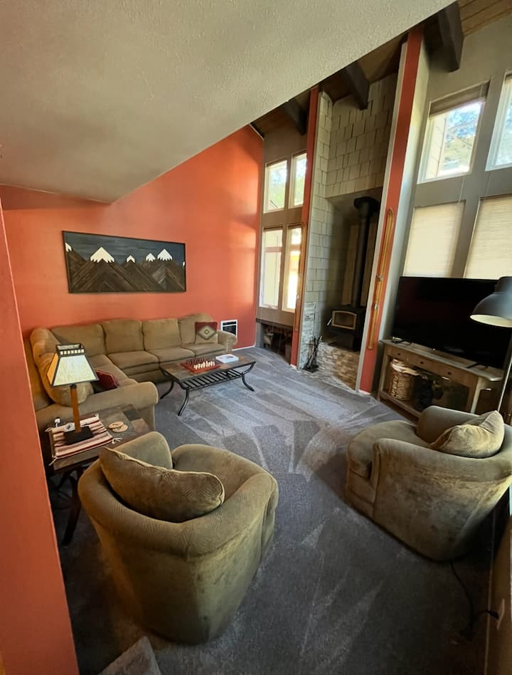 St Moritz Villas #7 Is The Perfect Getaway. - Mammoth Lakes