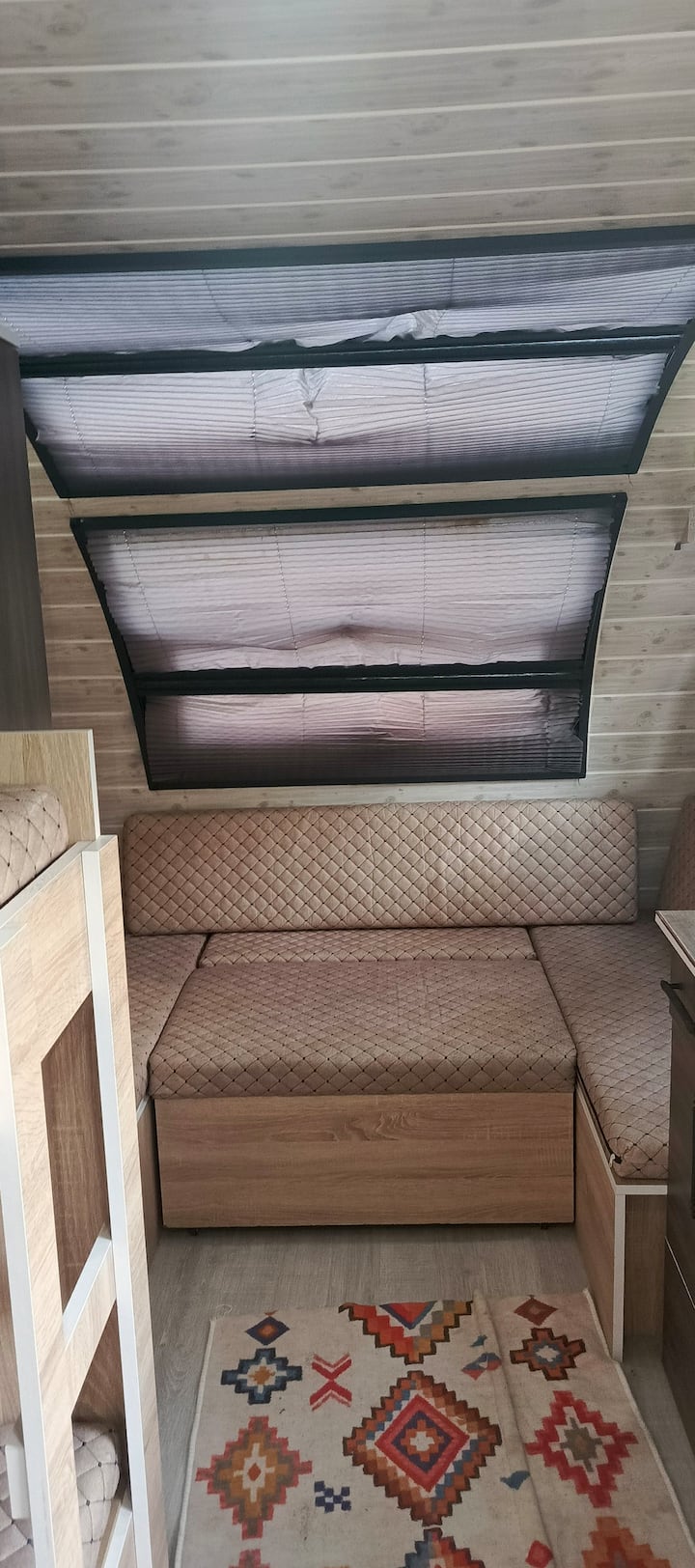 Kiralık Karavan Denize Bir Dk - Davutlar