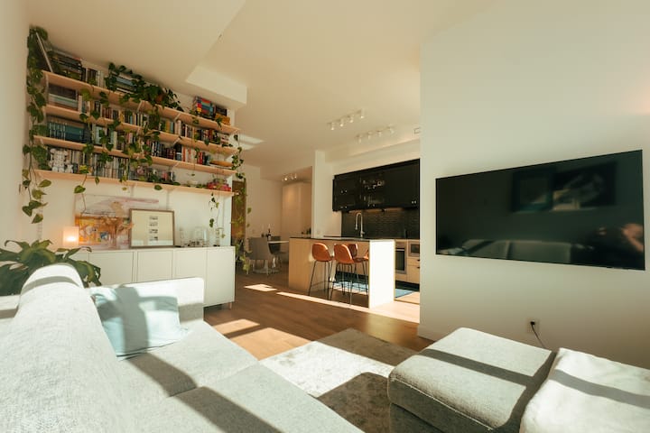 Cozy Annex Home - Toronto, ON