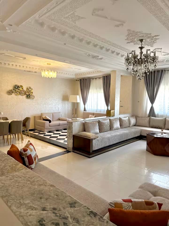 Apparemment Centre-complexe De Fès - Fès