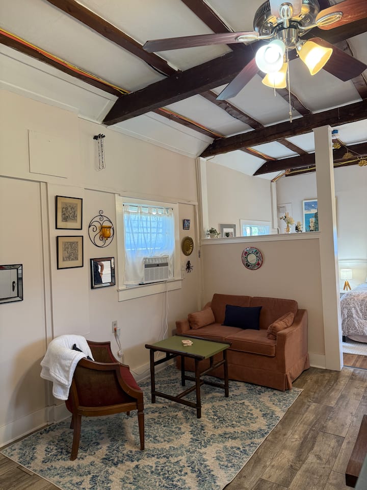 The Carriage House - Virginia Tech, Blacksburg