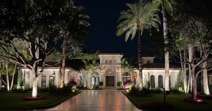 Entertainment Paradise - 코럴스프링스