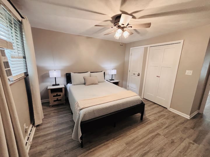 George’s Place @ Blu Door Suites - Greenville, OH