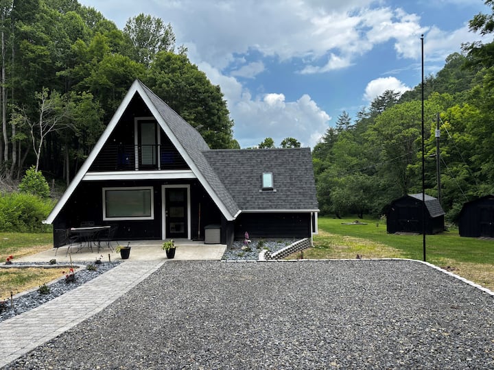 The Hideaway - Winterplace Ski Resort, WV