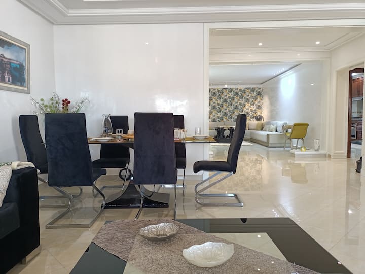 Appart De Luxe Au Centre (7min  Pied Ancien Medina - Tanger