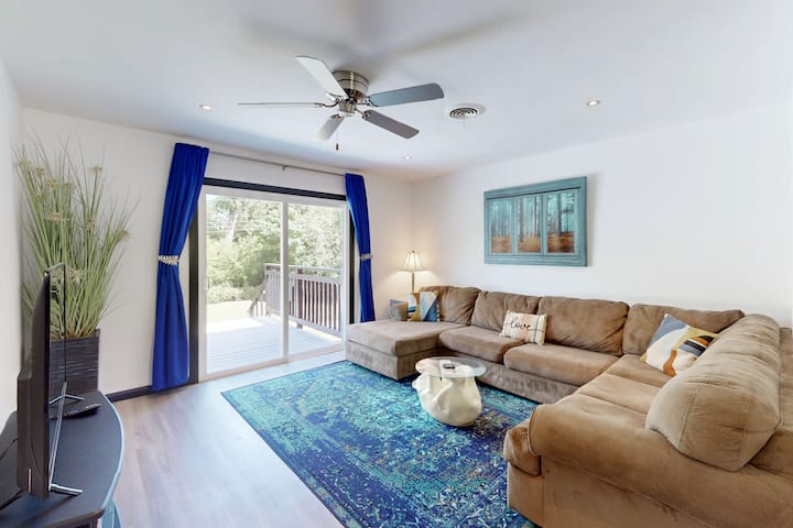 Spacious Stay By Campus - Bryan, TX