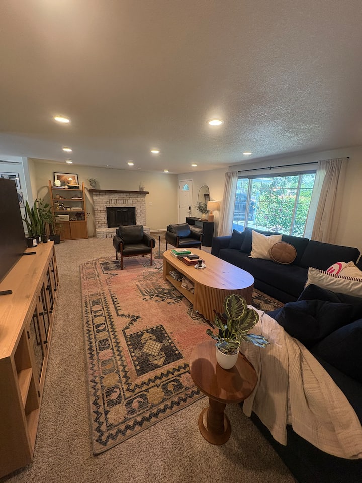 Private Resort • Pool, Spa + Sauna - Grants Pass, OR
