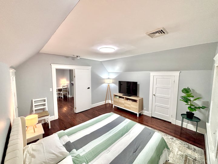 Spacious Suite 2br1ba - Near Yale - Wifi Full Kit - New Haven, CT