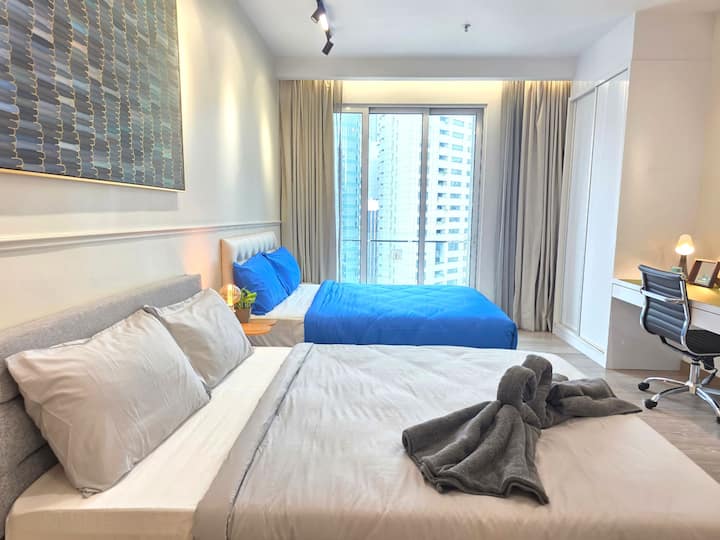 Bukit Bintang The Line Suite 4pax | Netflix | Pool - Pahang