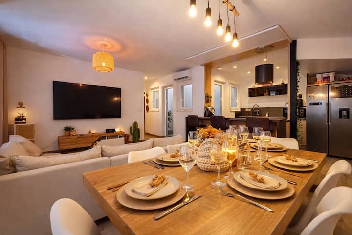 Appartement ÉLégance – Cour & Garage Privés - Béziers