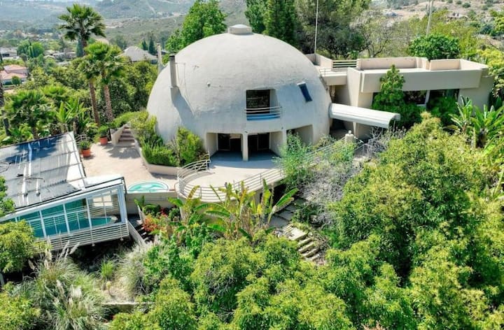 Master Suite In The Dome - Vista, CA