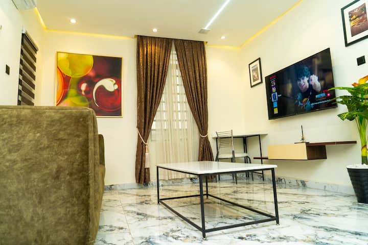 Cozy 1 Bdr W/ Self Check-in | Near Airport - Lagos