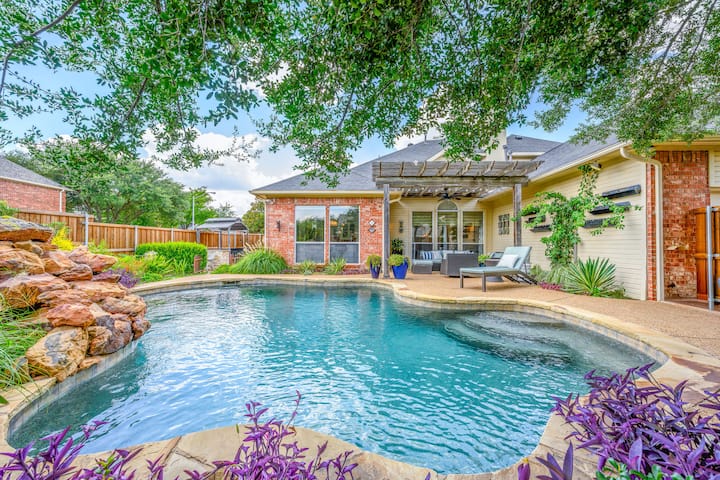 Serene Backyard Pool Pingpong 5br 4 Ba Sleeps 20+ - Richardson, TX