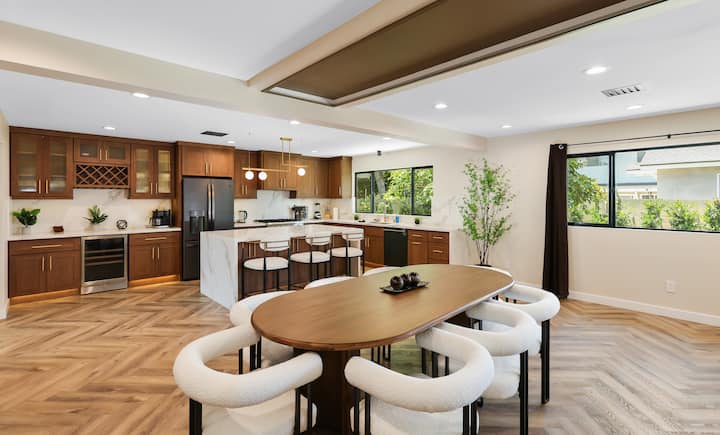 Luxury Designer Concept Home - Huntington Beach, CA