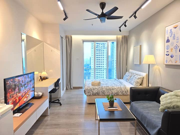 Klcc The Leaf Suite | Mrt | Water Filter | Pool - Kuala Lumpur