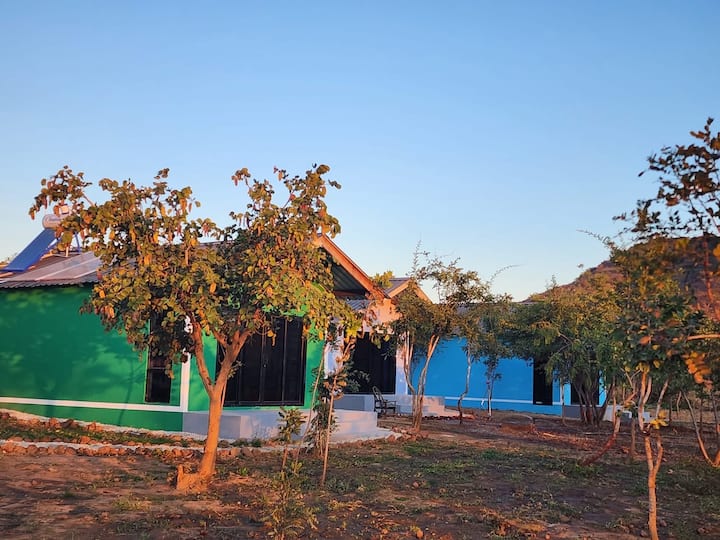Mountain View Bungalow - Zambia