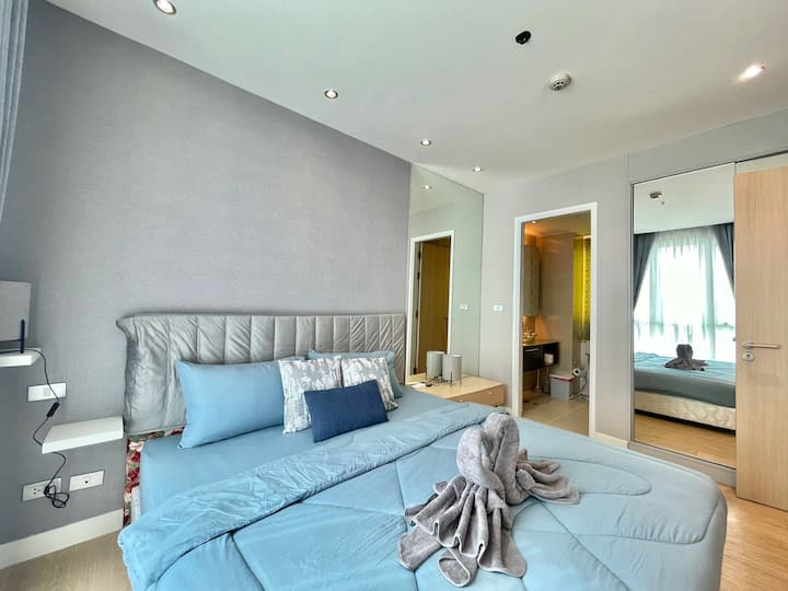 Apartment With Sea View - Pattaya City