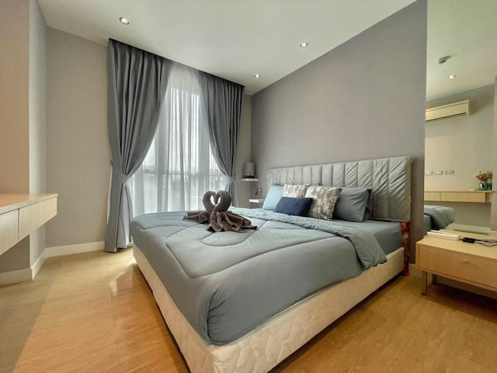 Apartment With Sea View - Pattaya City