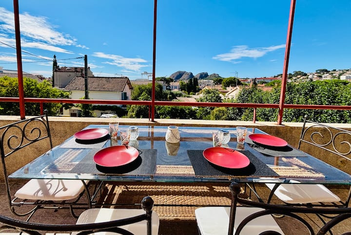Pépite Rare, Vue Et Terrasse En Cœur De Ville - La Ciotat