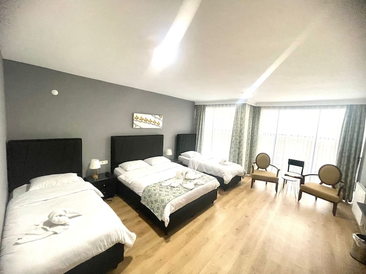 By Karam Otel Pendik - Yayla