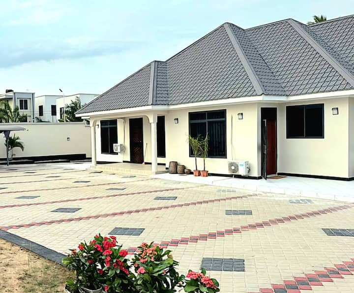 Cozy Modern 2 Bedroom Home _ Dar - Tanzania