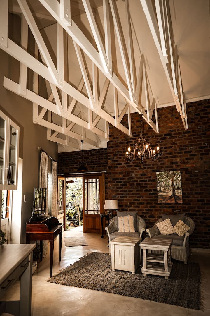 Maryah Guest House For A
Rest - Pretoria